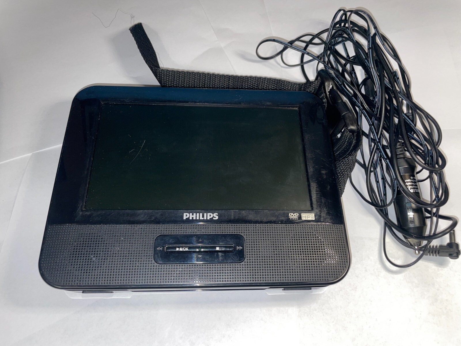 Philips PD7012/37 Portable DVD Player 7" LCD for Car with Case and ...