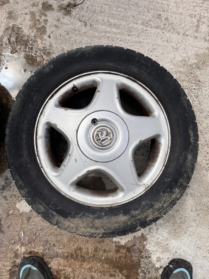 vauxhall 4x100 15 inch alloy wheels, genuine GM. with 1956015 tyres ...