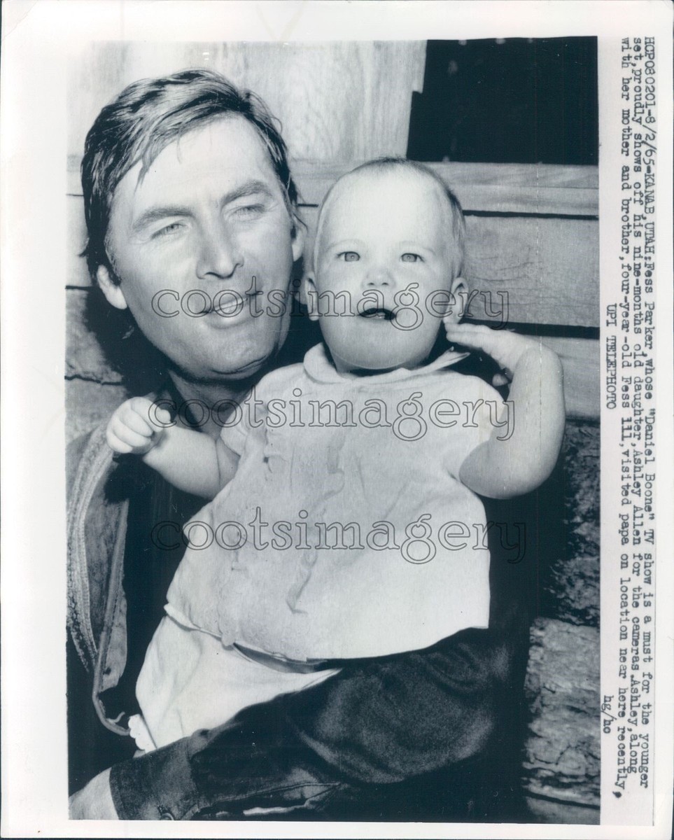 Old Actor With New Baby 60 Photos - Moonagedaydream.film