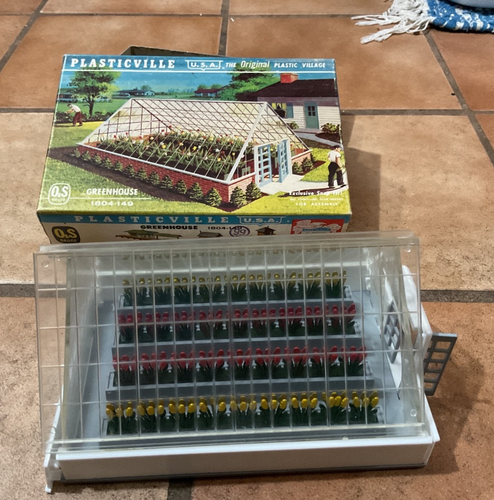 Plasticville Greenhouse w/ Flowers 1804-149 OS w/ Box Model Train ...