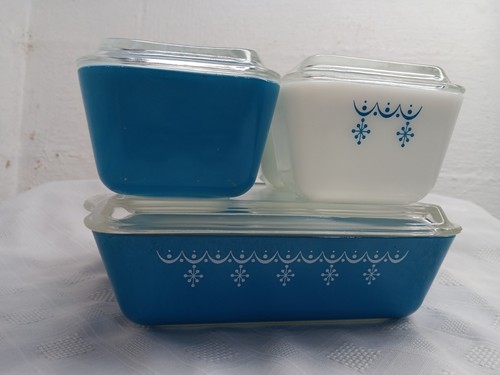 Vintage Pyrex Snowflake Garland Blue Refrigerator Dishes Lids 8 pcs ...