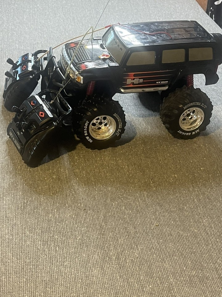 NEW BRIGHT 1/10 SCALE RC HUMMER H3 FOR PARTS HARD BODY - Untested - 2 ...