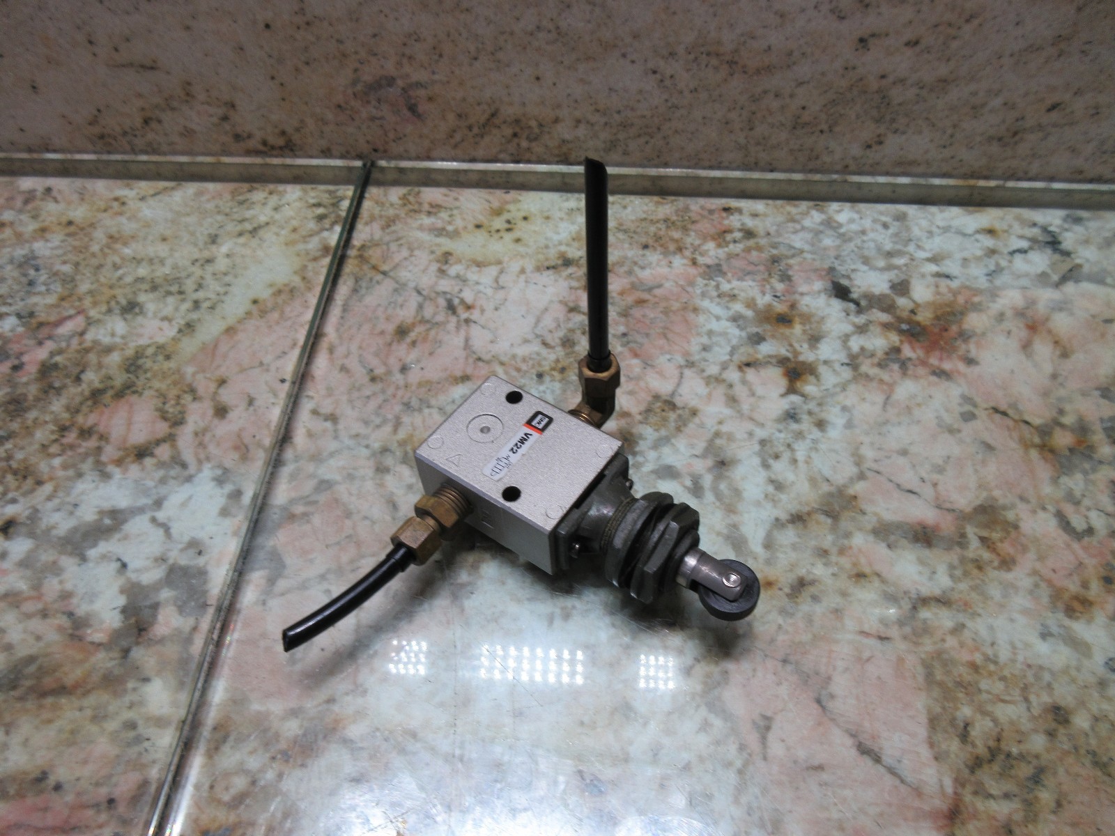 Smc Valvule Unité VM22 CNC Tsugami MA3H CNC | eBay