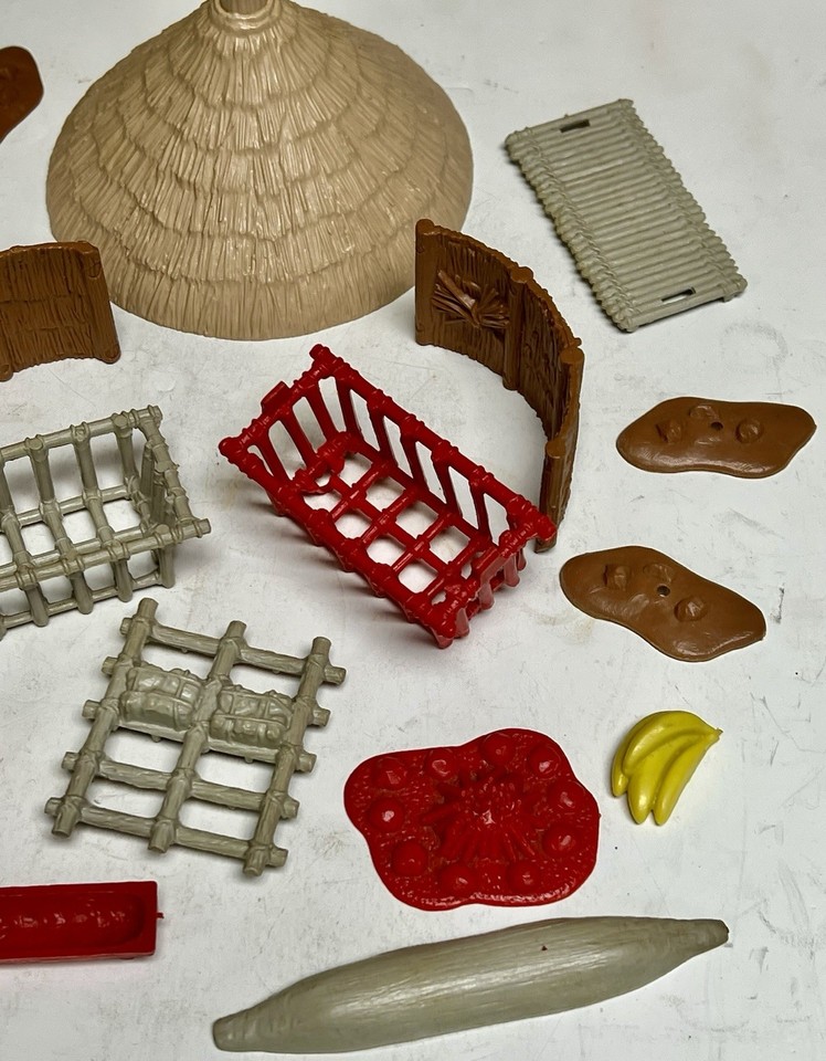 Rare HTF Marx 1950's WILD ANIMALS Zoo Jungle Playset Round Tiki Hut ...