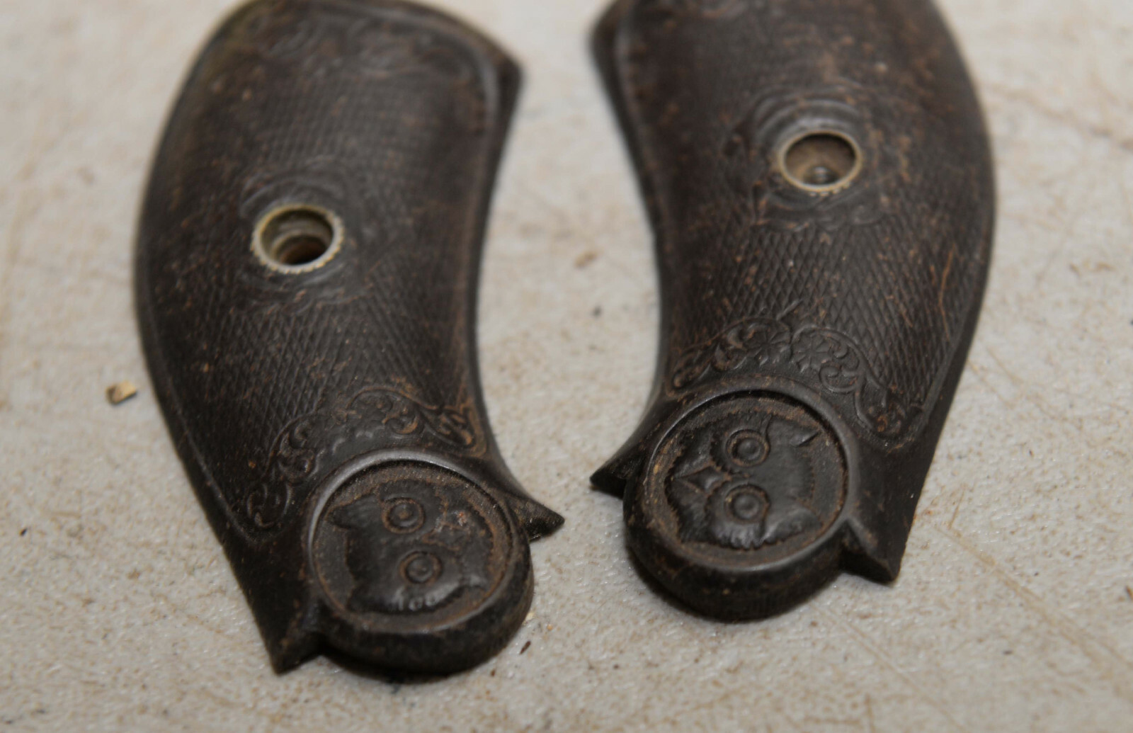 Rare Owl and H & A Iver Johnson pistol revolver handgun grips collectible G1 | eBay