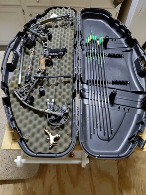Mathews SE3 compound Bow Solocam & Bow Case | eBay