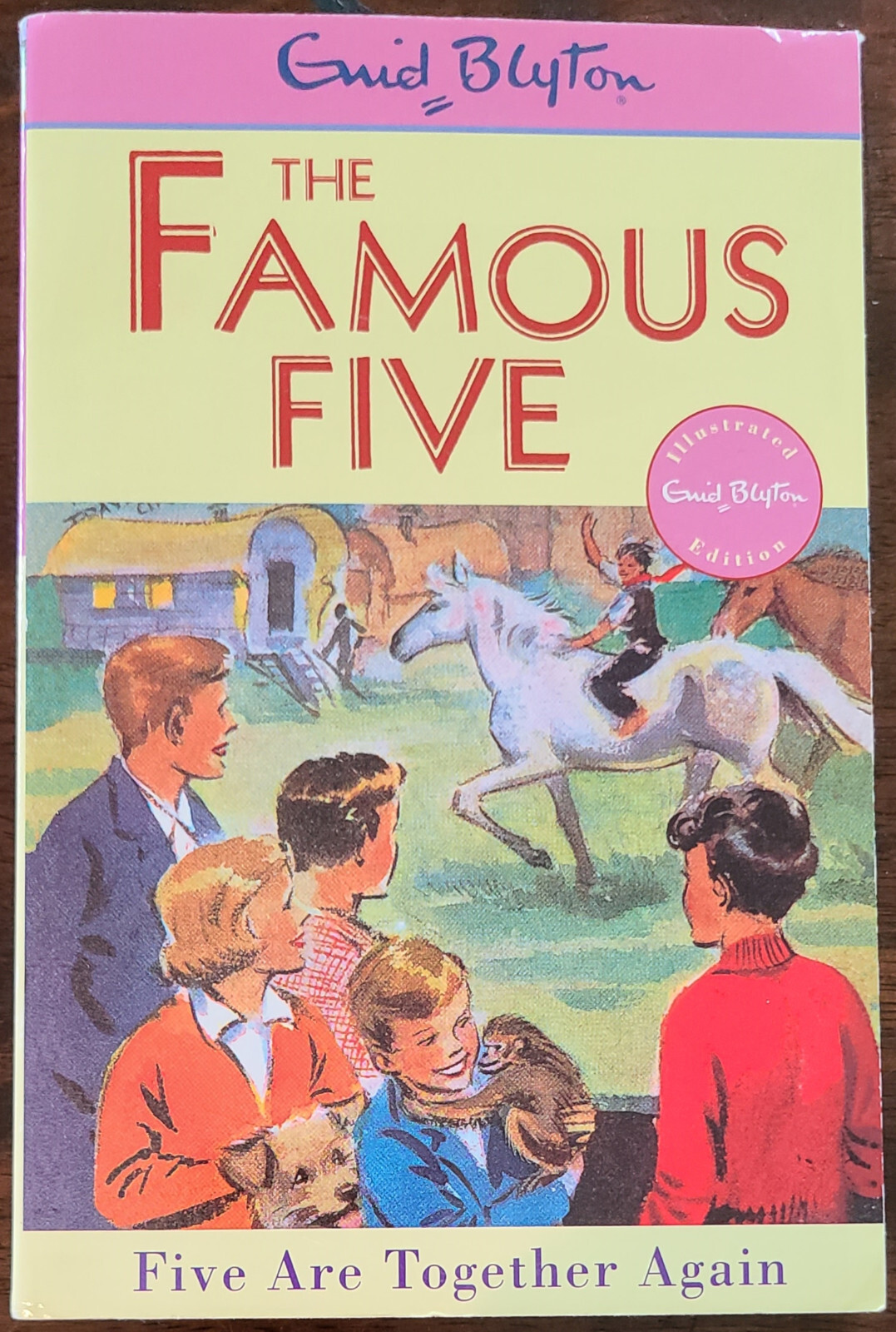 FIVE ARE TOGETHER AGAIN by Enid Blyton (PB 1997) The Famous Five book ...