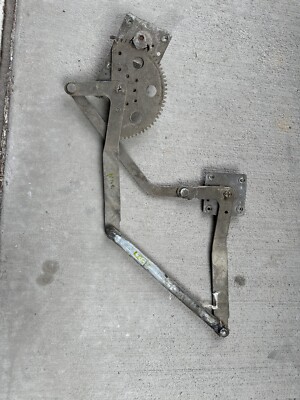 1968-1980 MG MGB Right Driver Side Door Window Regulator | OE | Volvo