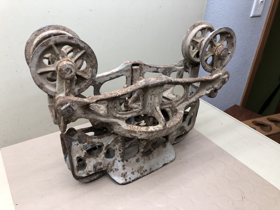 Vtg Antique Barn Cast Iron Hay Trolley Industrial Loft Hook Farm Door ...