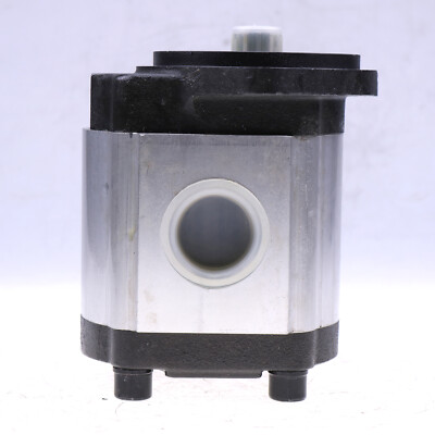 Hydraulic Pump 6672051 6672513 For Bobcat Tractor 751 751G 753 753G 763 ...