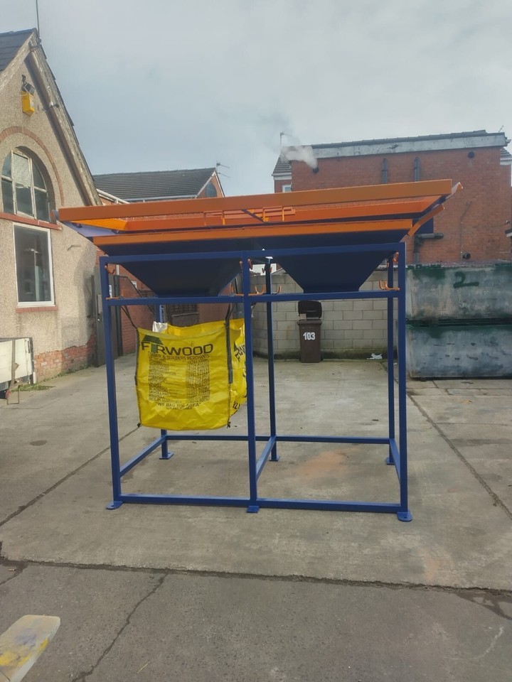 DOUBLE AGGREGATE SAND LOGS PLASTICS RECYCLING FARM BAGGING TWIN HOPPER ...