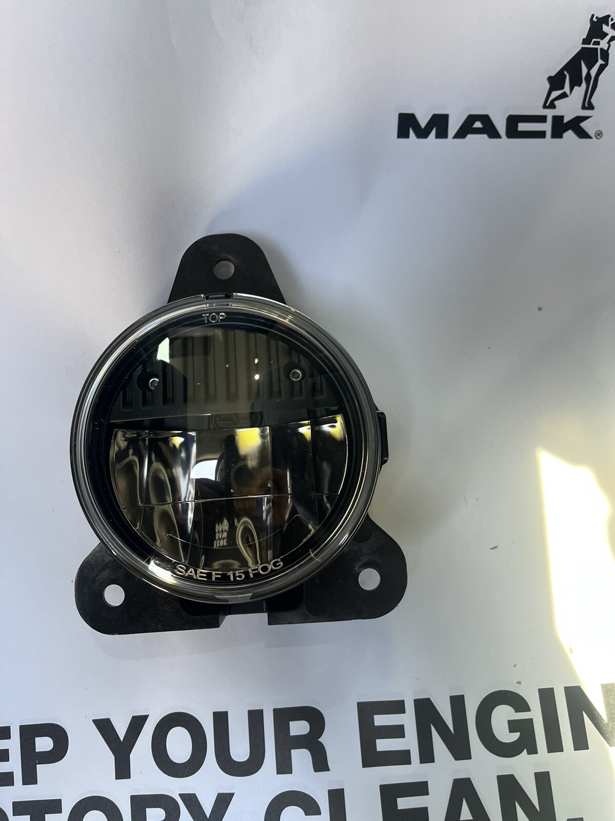 OEM MACK ANTHEM/TRUCK-LITE BUMPER CORNER FOG LIGHT P/N 82760716 for ...