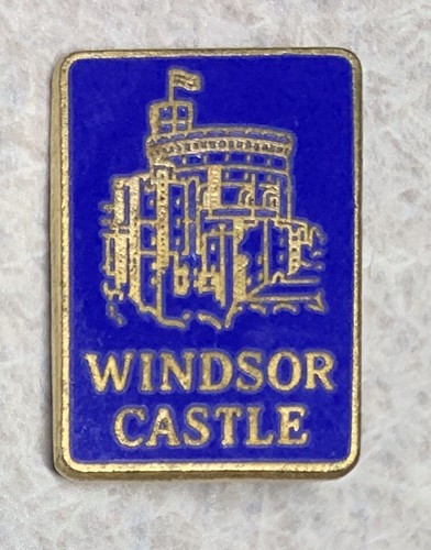 Vintage WINDSOR CASTLE Lapel Hat Souvenir Pin [G] | eBay