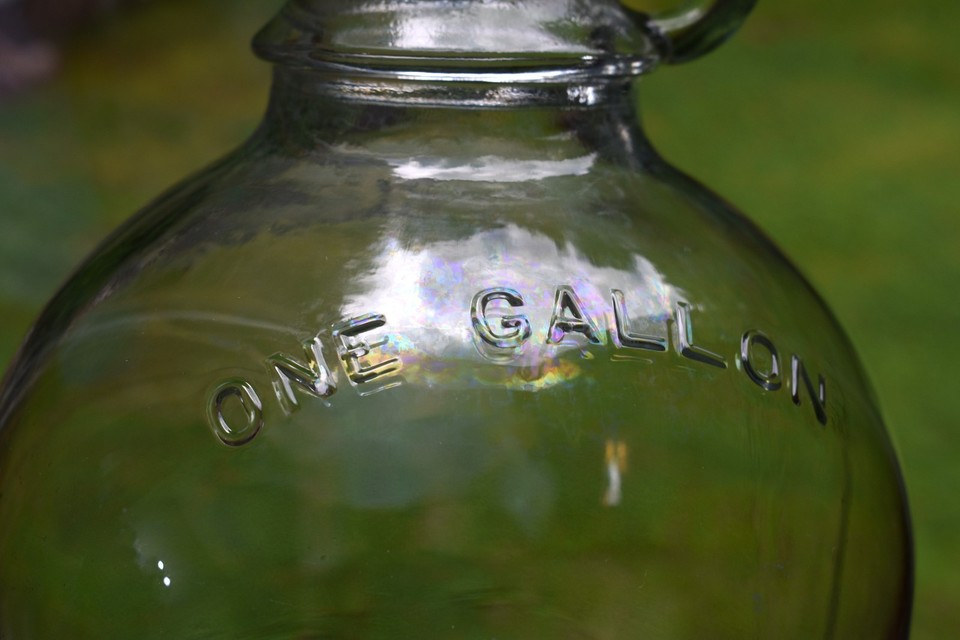 Vintage One Gallon Finger Loop Jug & Cap Alexander H Kerr Rainbow Sheen ...