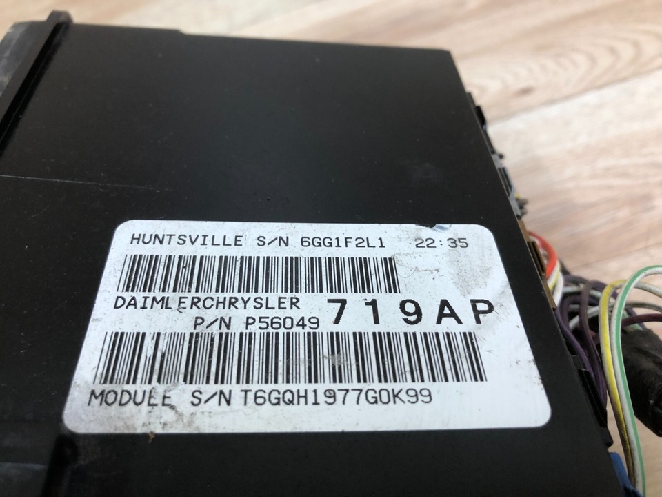 CHRYSLER PT CRUISER OEM FRONT SAM FUSE BOX RELAY FUSES ASPEN BLOCK 06 ...