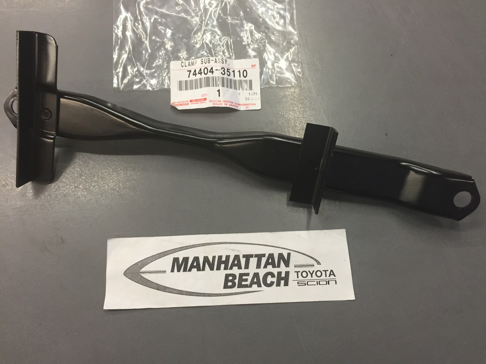 TOYOTA 89-95 PICKUP 93-95 4RUNNER BATTERY HOLD DOWN CLAMP OEM 74404 ...