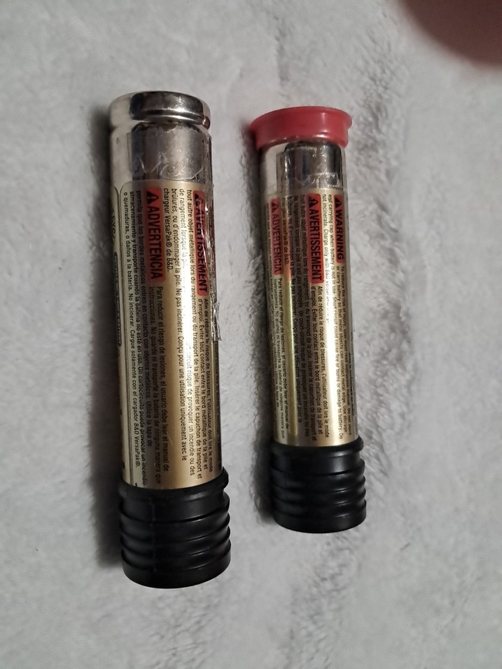 Set Of 2 Black & Decker VP110 GOLD VersaPak Batteries Untested | eBay