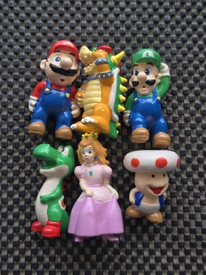 Vintage Nintendo Super Mario World Figure SET Christmas Cracker Box UK ...