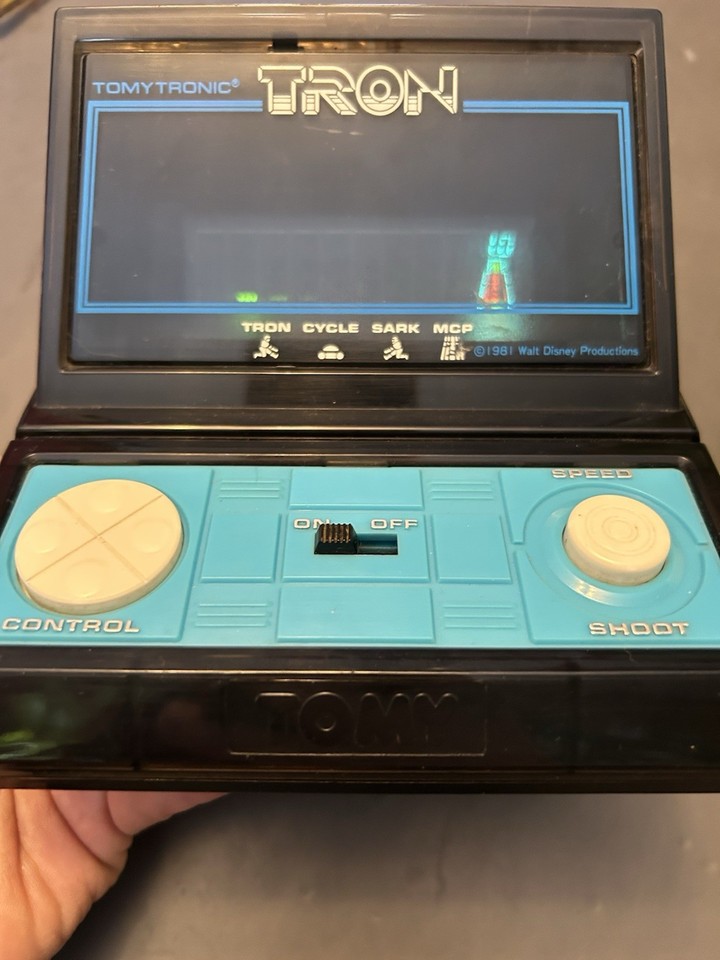 TRON TomyTronic Tabletop Arcade Handheld Game 1981 Disney Works Great ...