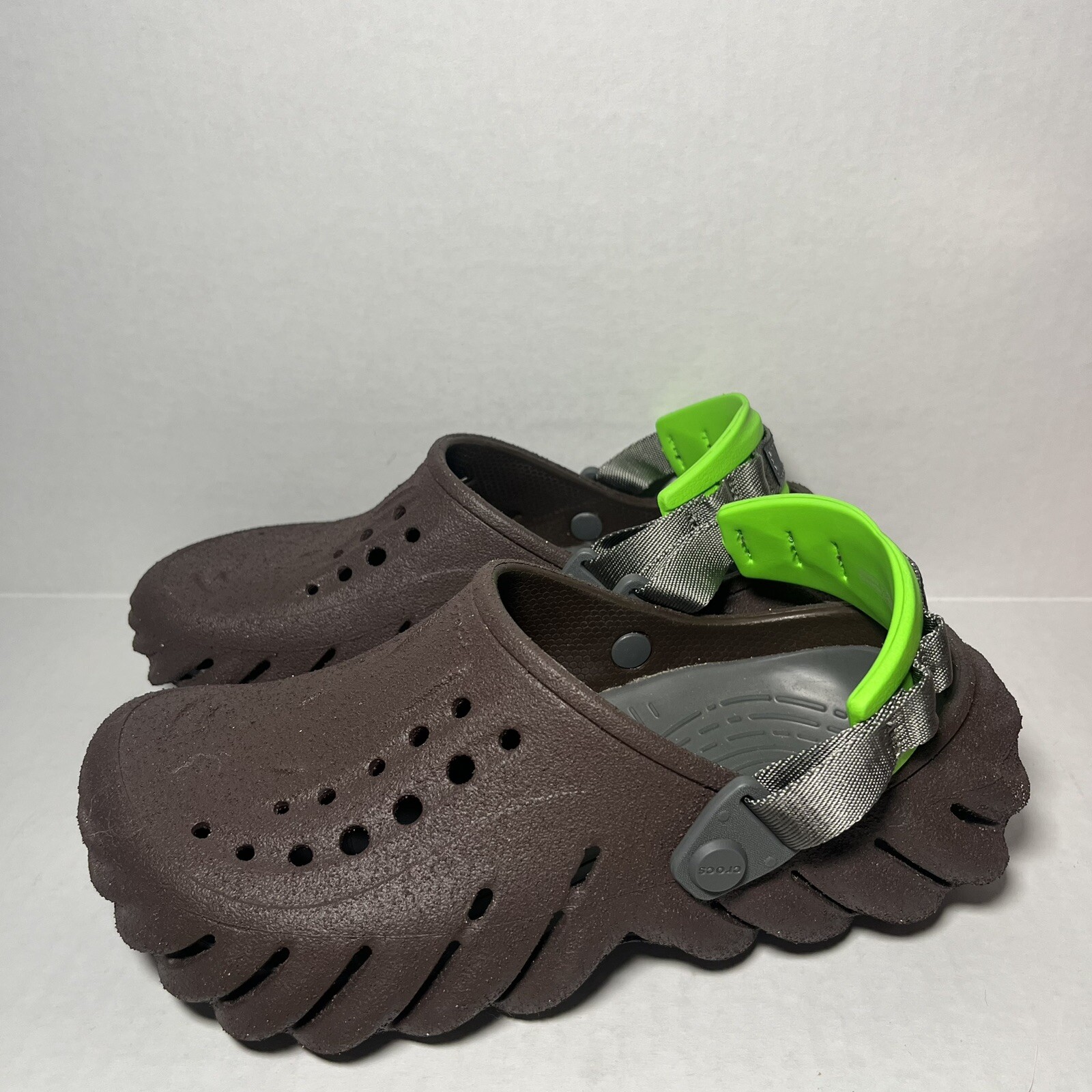 Crocs ECHO SANDSTORM CLOG Brown Coffee Size W7 - Gem