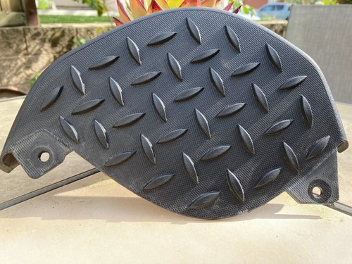 GM OEM REAR BUMPER- INSERT PAD RIGHT GMC CHEVROLET 23108151 | eBay