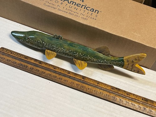 10" MUSKIE ICE FISH SPEARING DECOY~ FOLK ART FISHING LURE SIGNED | eBay