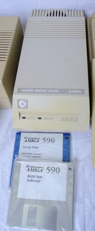 Commodore Amiga 500 Computer + A590 720 MB Hard Drive Complete System ...