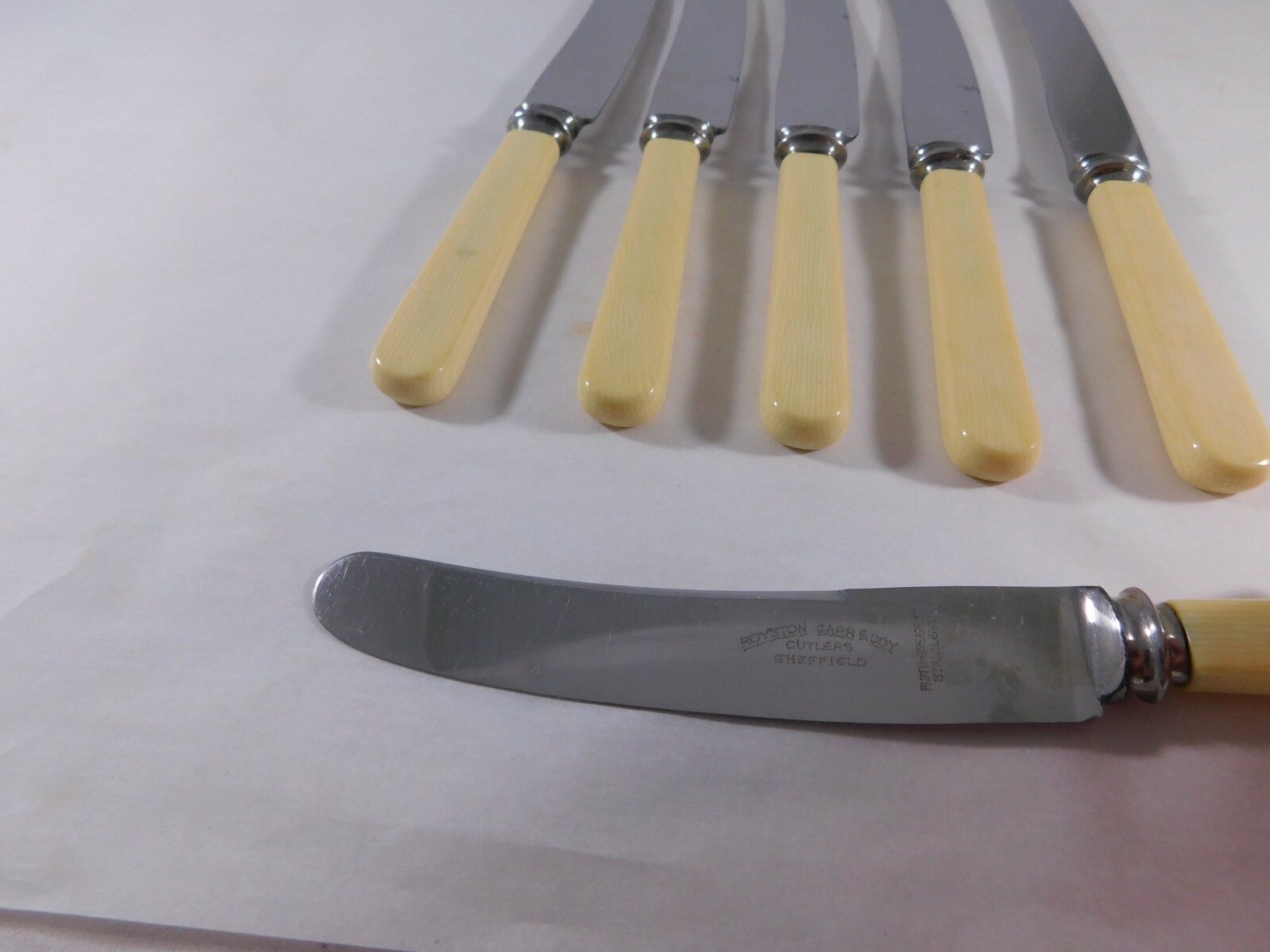 Vintage 6 Sheffield Royston Carr & Co Faux Bone Knives Firth-Brearley ...