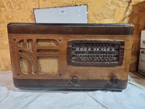 1939 - 42 Master Truetone 4 Tube Radio Rare Model D935 Wood Cabinet ...