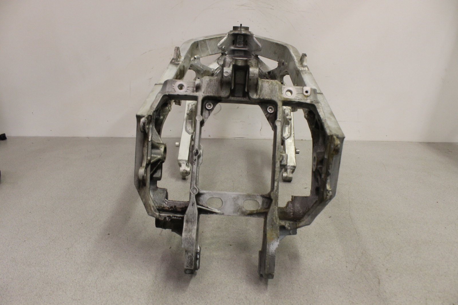 1987 Honda Interceptor 700 VFR700F2 FRAME CHASSIS MAIN BODY VFR 87 | eBay