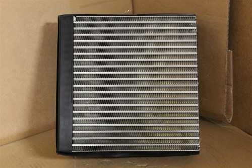 VW Skoda Polo Fabia Air Con Evaporator with valve 6Q0820103B New ...