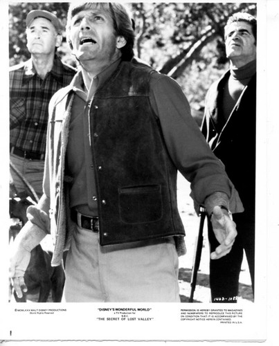 Gary Collins 7x9 original photo #H3962 | eBay