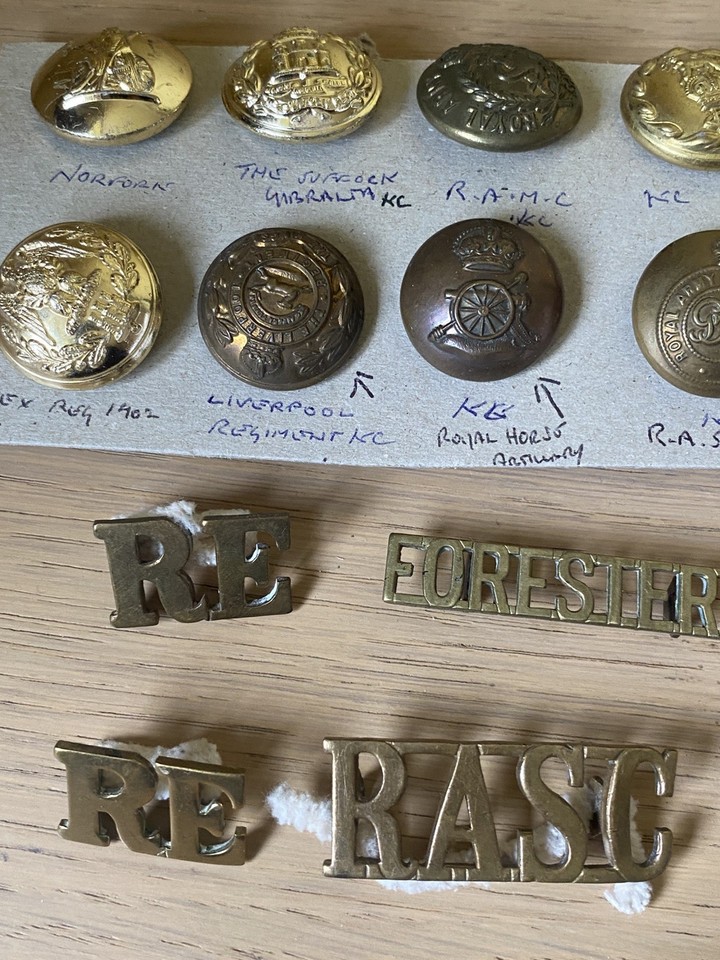 Job Lot Military Badges Buttons Medal etc found in house clearance ...
