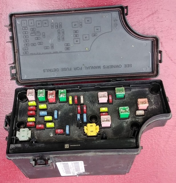 56049719an 2006 Chrysler PT Cruiser TIPM Totally Integrated Power ...