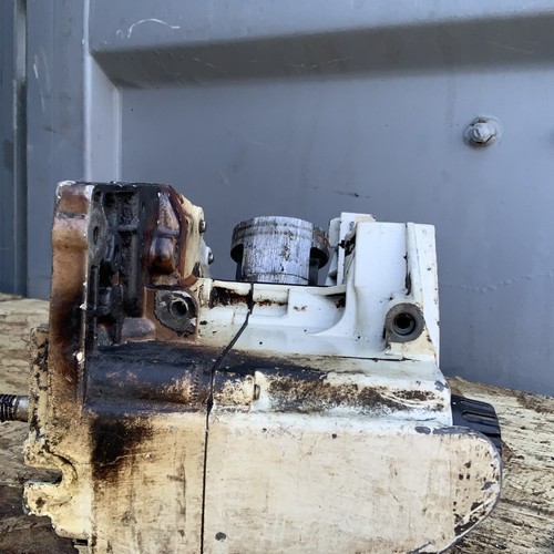 Stihl EARLY MODEL 024 026 Oil Chainsaw Crankcase 11210210701 Needs ...