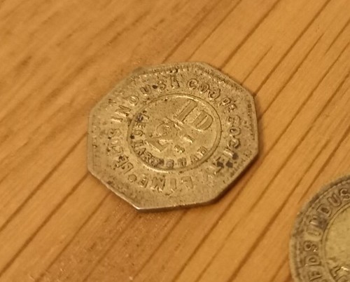 2 x Leeds Industrial Co-Operative Society Ltd Tokens | Leonard | 1d and ...