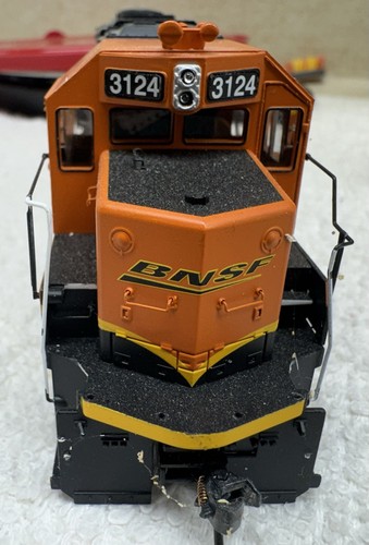 Athearn ? Ho Scale Gp38-2 BNSF 3124 ( DCC with Sound ) | eBay