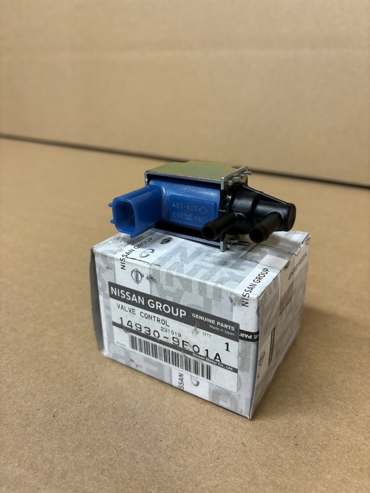 NEW Genuine OEM NISSAN INFINITI VAPOR CANISTER Purge Solenoid 14930 ...