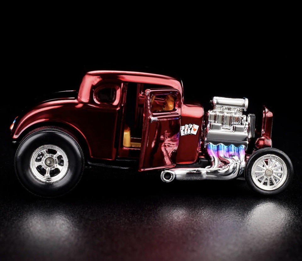 Hot Wheels 1932 Ford Collection Larry's Garage and Hot Wheels Classics ...