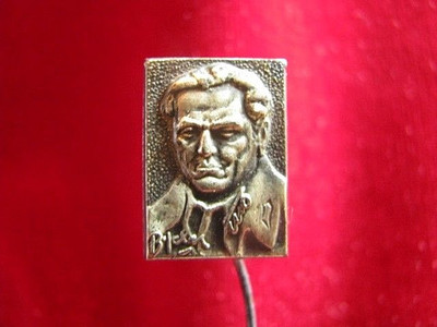 JOSIP BROZ TITO - Portrait by B Jakac - pin badge SILVER color/ Combine ...