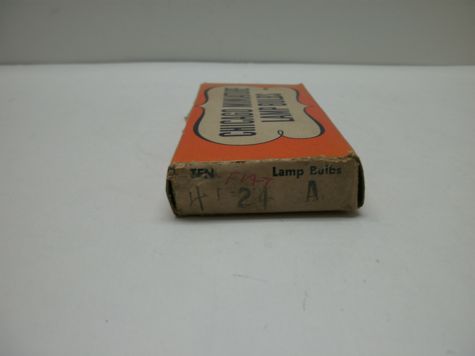 CHICAGO MINIATURE 24A MINIATURE LAMP BULBS TELEPHONE SLIDE BASE (LOT OF ...