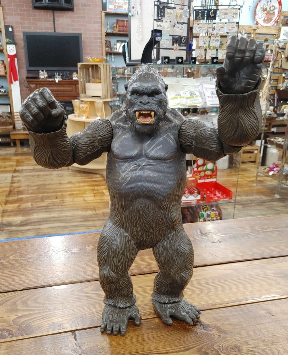 King Kong Skull Island 18" Poseable Mega Action Figure Lanard Toys ...