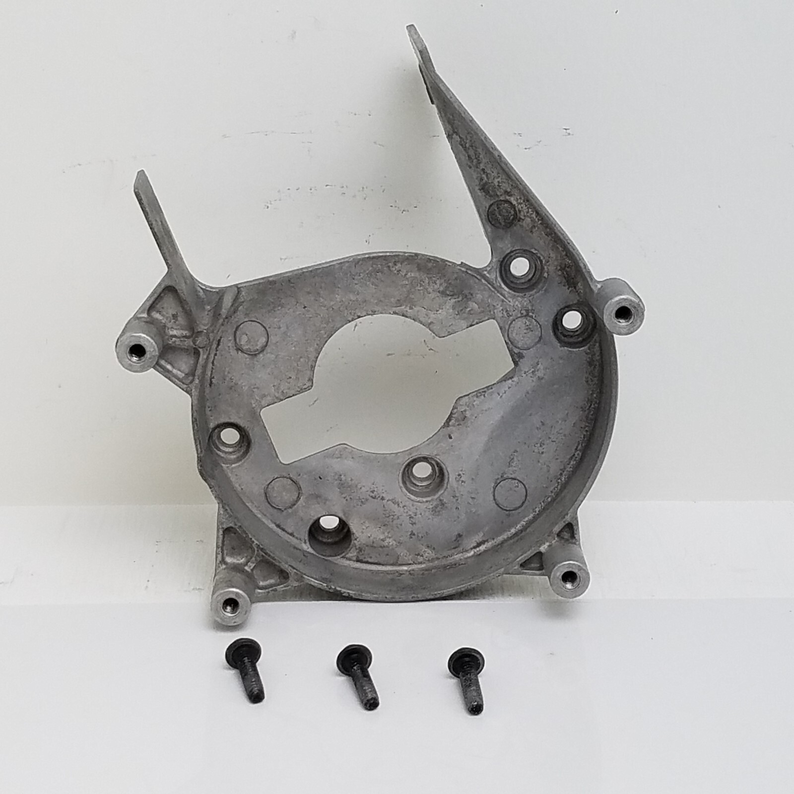 Husqvarna 125BV Blower/Vac flywheel shroud with screws – Créde Performance