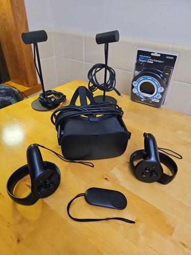**UNTESTED** Oculus Rift CV1 VR Touch Headset Powered Virtual Reality ...