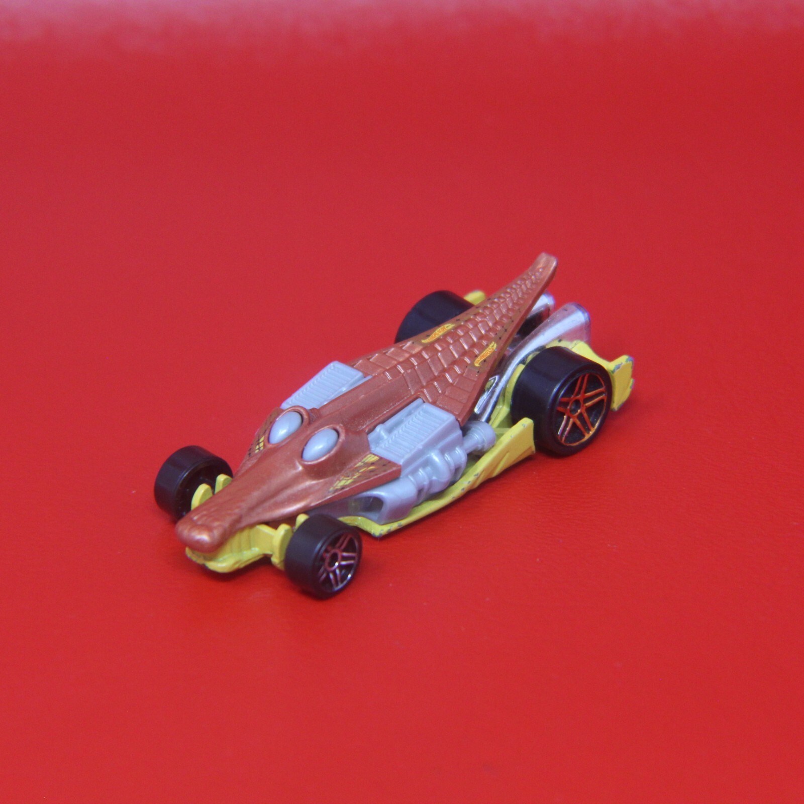 2012 Hot Wheels Croc Rod Brown HW Creature Cars 5-Pack Exclusive 1:64 ...