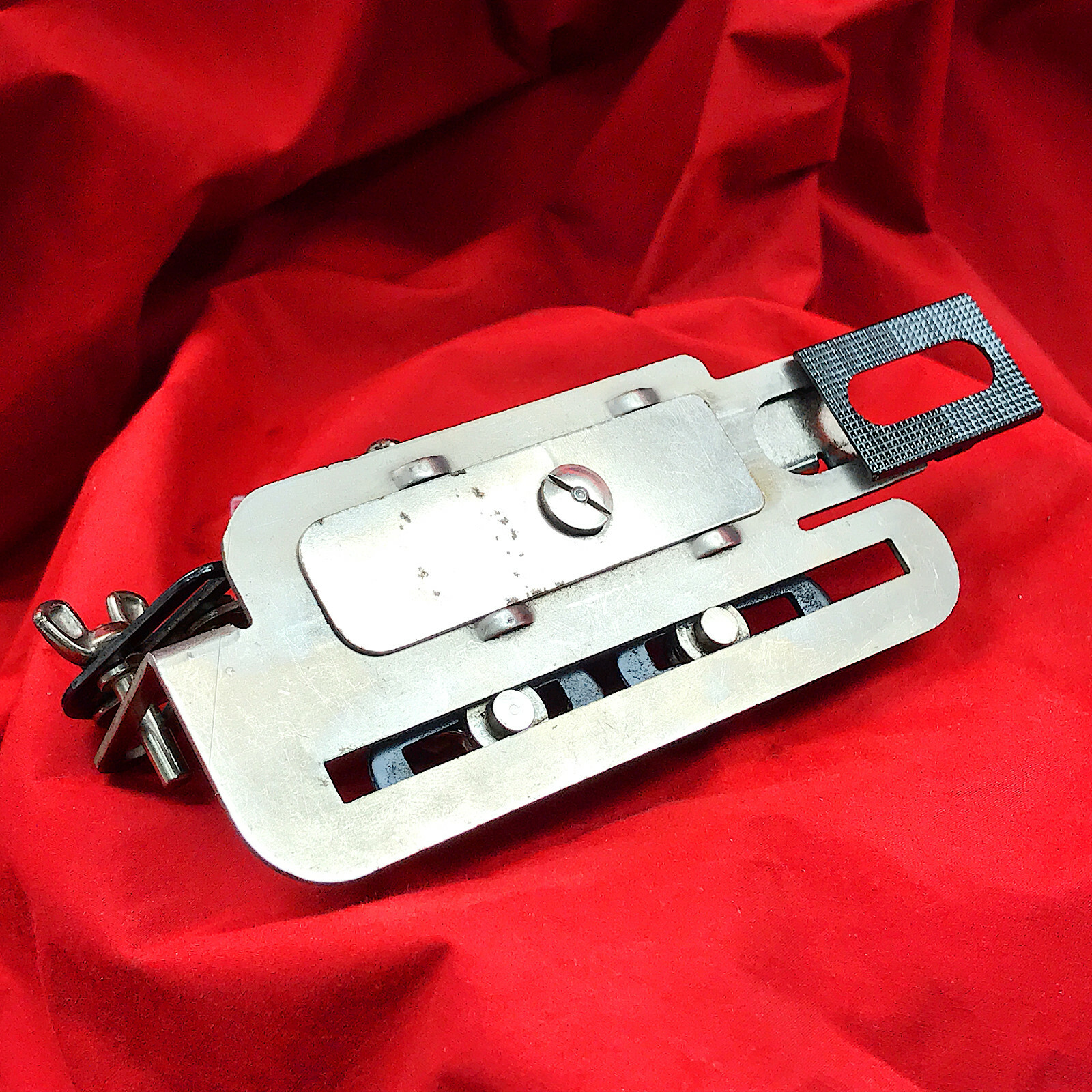 SINGER SIMANCO 121795 Buttonholer Attachment Low Shank 201 ...