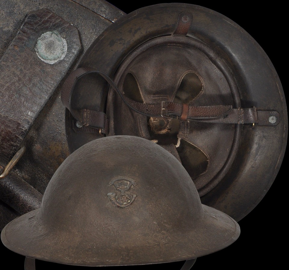 ORIGINAL WW1 PRIVATE PURCHASE OFFICERS BRODIE HELMET .. SOMERSET LIGHT ...