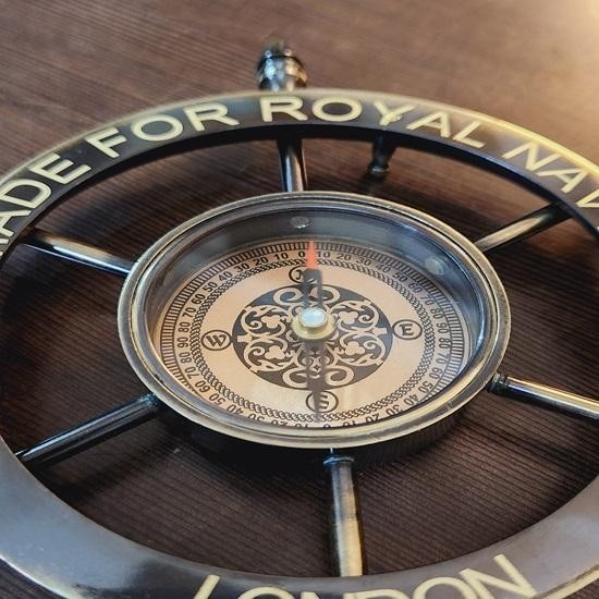 Royal Navy Compass with Engraved Ship's Wheel | eBay