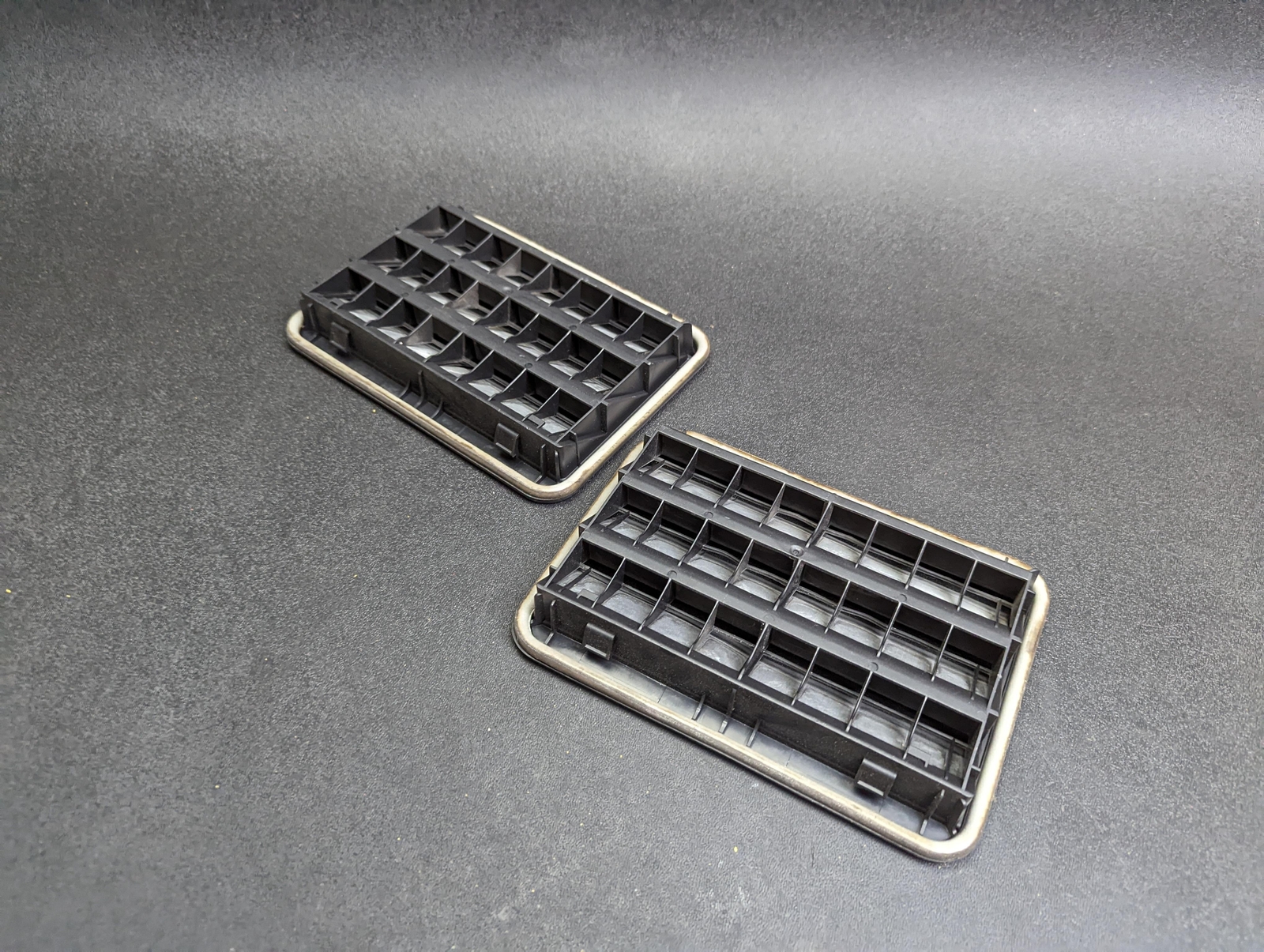 2PC Rear Quarter Pressure Vent Grille 2018 BMW 430i 64229176945 2017 ...