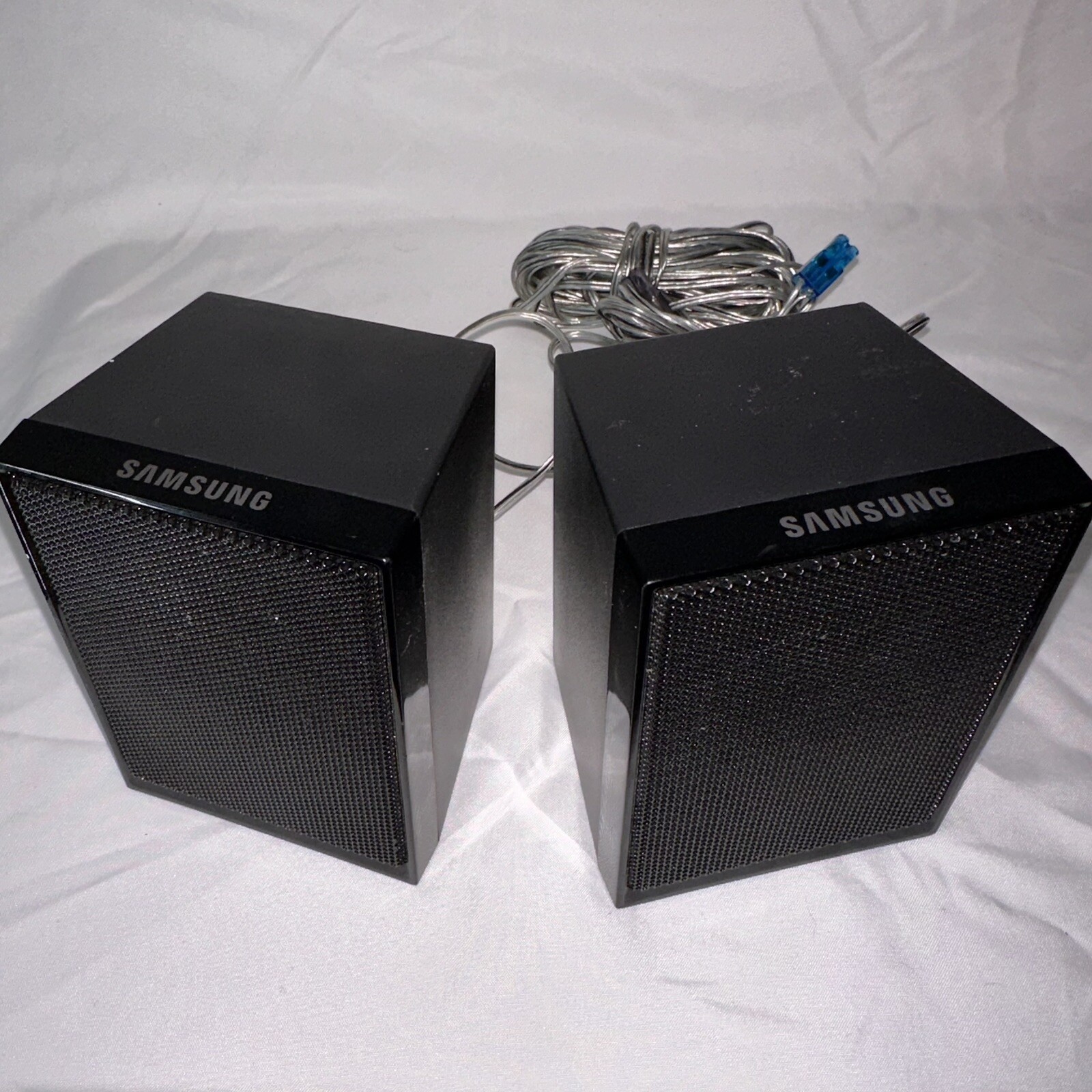 Set of 2 SAMSUNG Surround Sound Speakers PS-ES1-4 (2) Left And Right | eBay